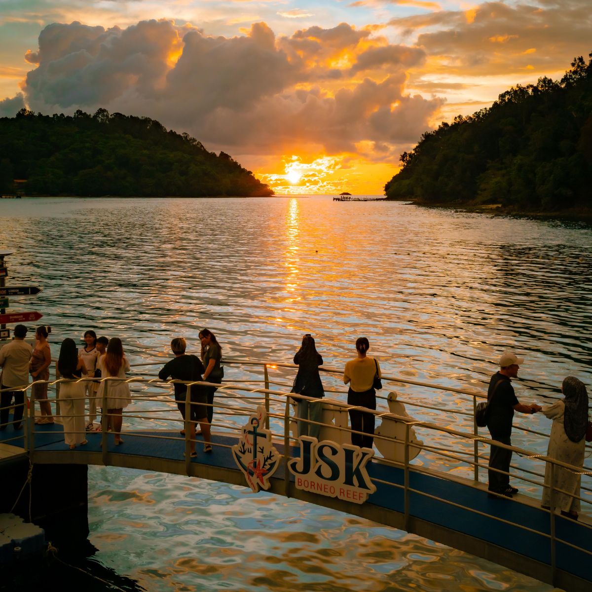 JSK Floating Island - Largest Reef Activity Pontoon in South East Asia!