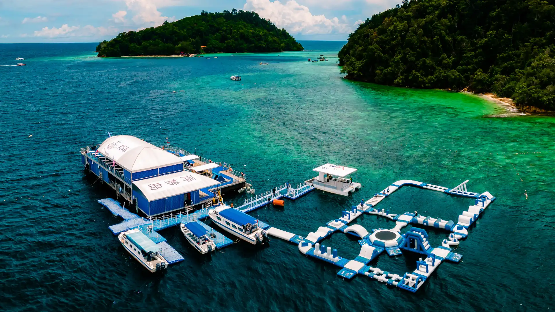JSK Floating Island - Largest Reef Activity Pontoon in South East Asia!